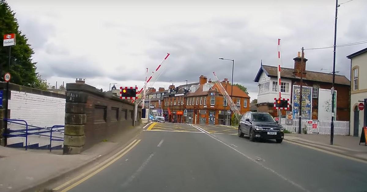 Starbeck level crossing: study could lead to reductions in traffic delays