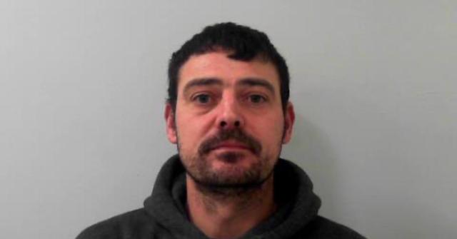 Police seek wanted man from Harrogate