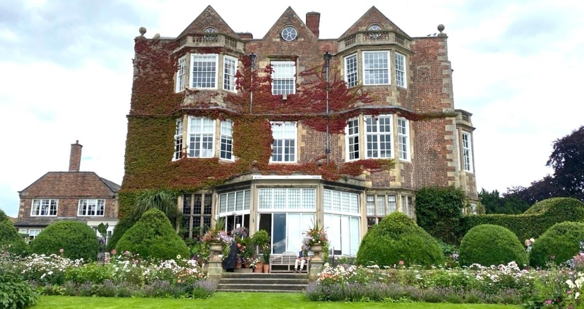 Goldsborough Hall transformed into famous promoter’s home for upcoming ...